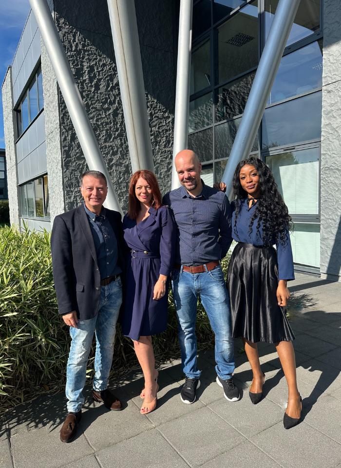 Strengthening our sales team - SIRFULL